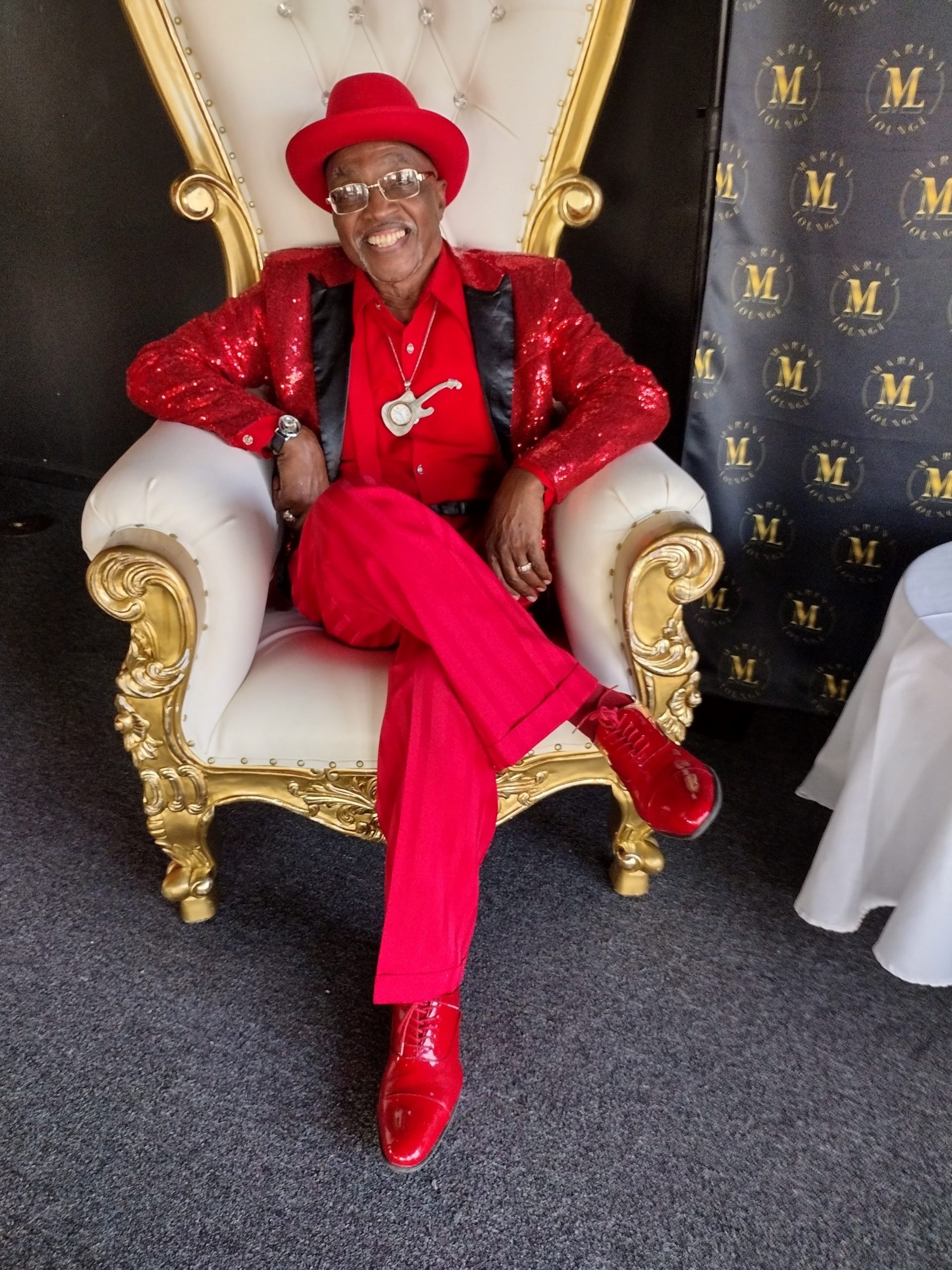 7th Street and the West Coast Blues Walk of Fame – Walking Tours